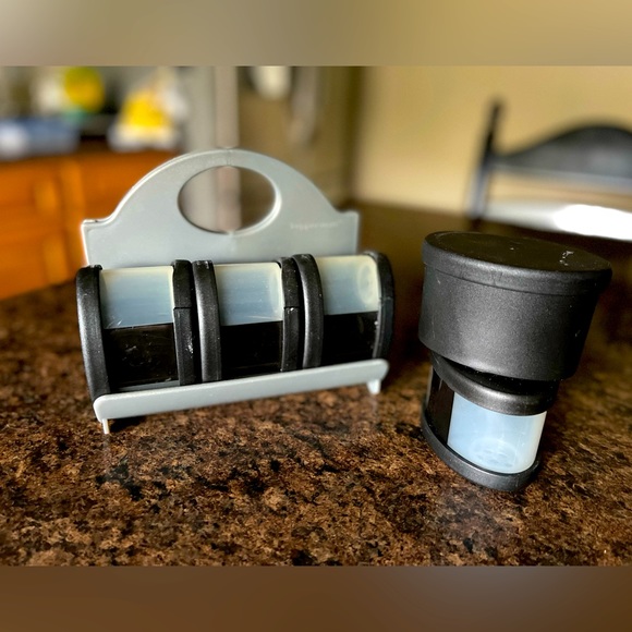 Tupperware | Kitchen | Tupperware Spicepepper Grinder Set | Poshmark